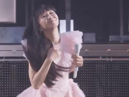 Tippy Taps | Scrolller