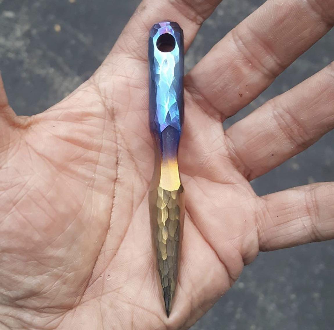 Titanium mini-spike | Scrolller