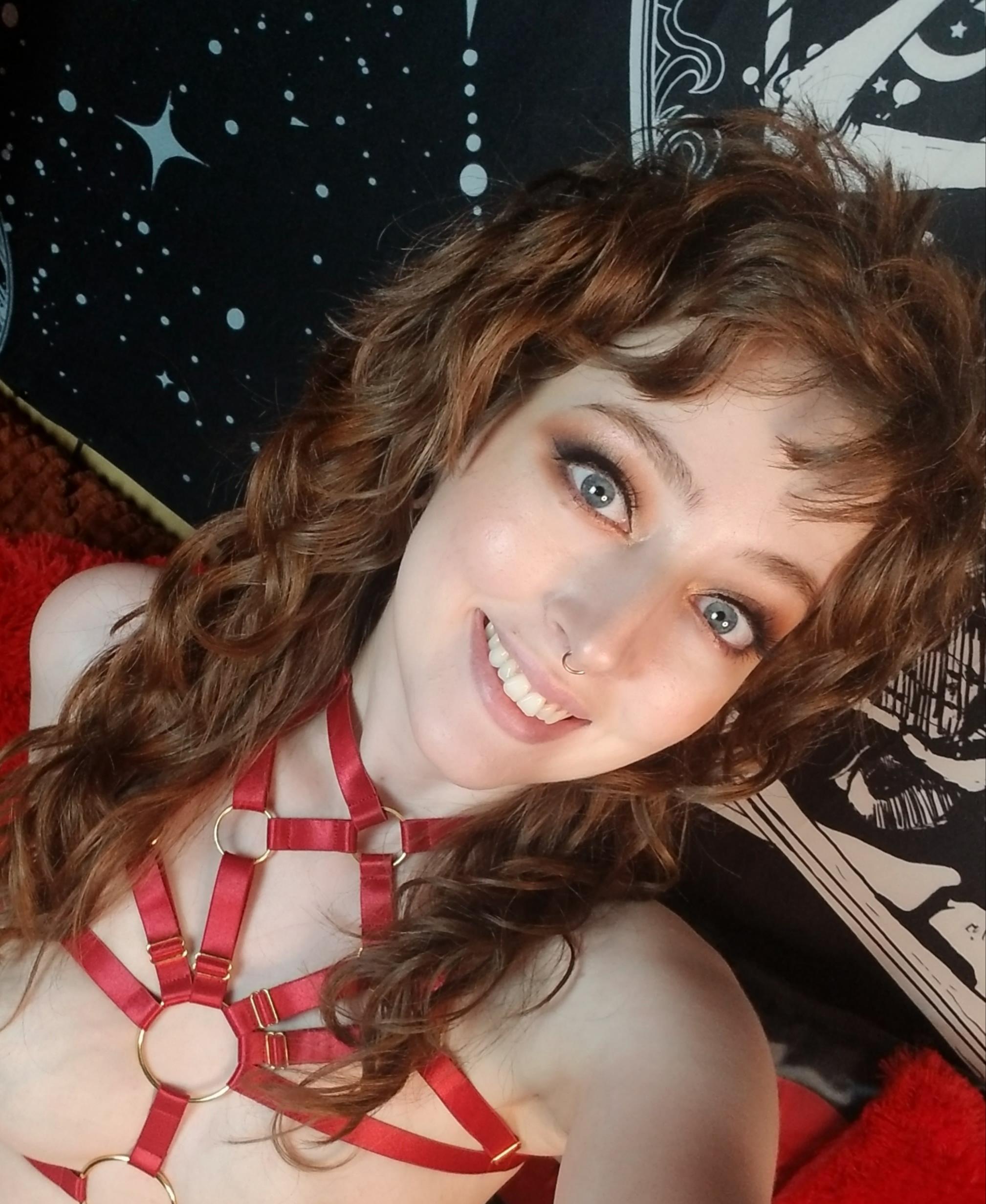 Today is my first cake day on Reddit. 😜 Here is to many more 🥂 | Scrolller