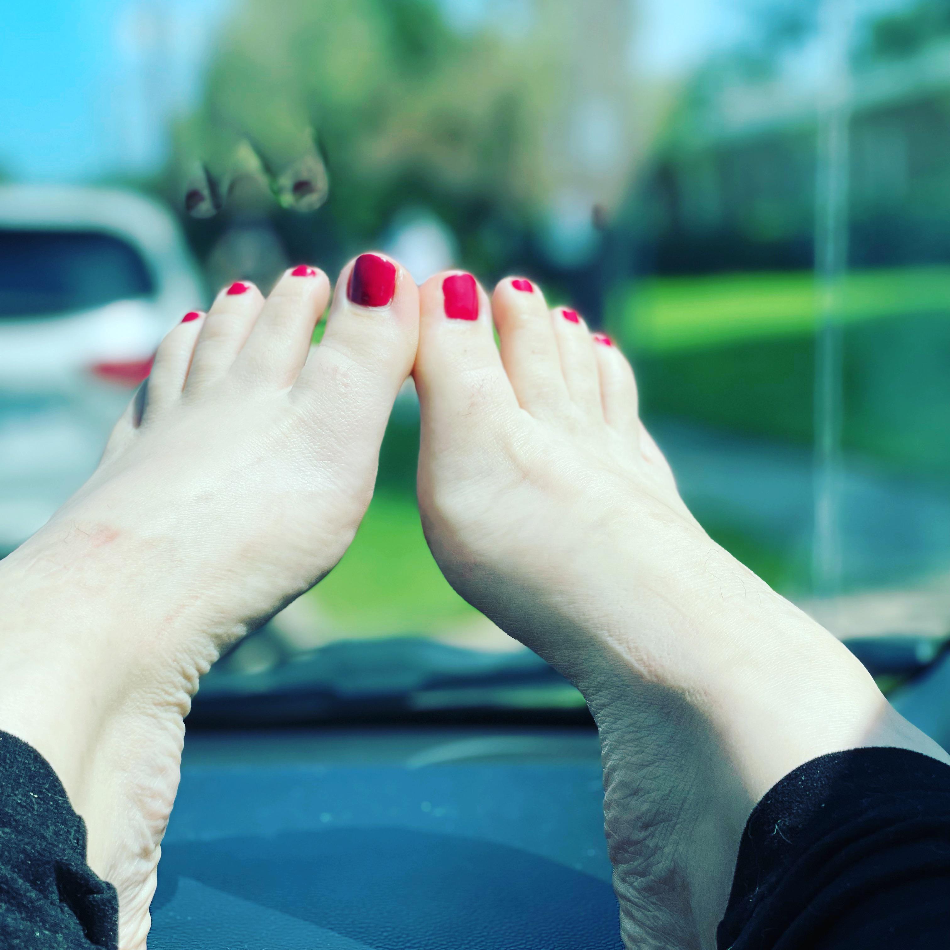 Getting some sun! | Scrolller