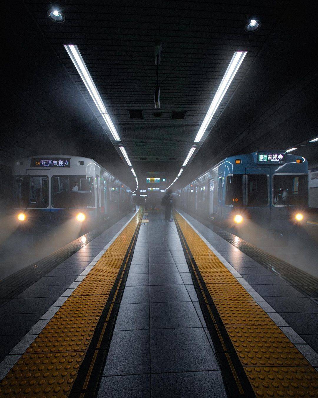 Tokyo Subway | Scrolller