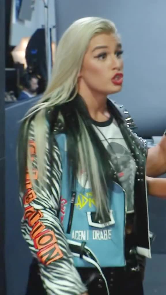 Toni Storm | Scrolller