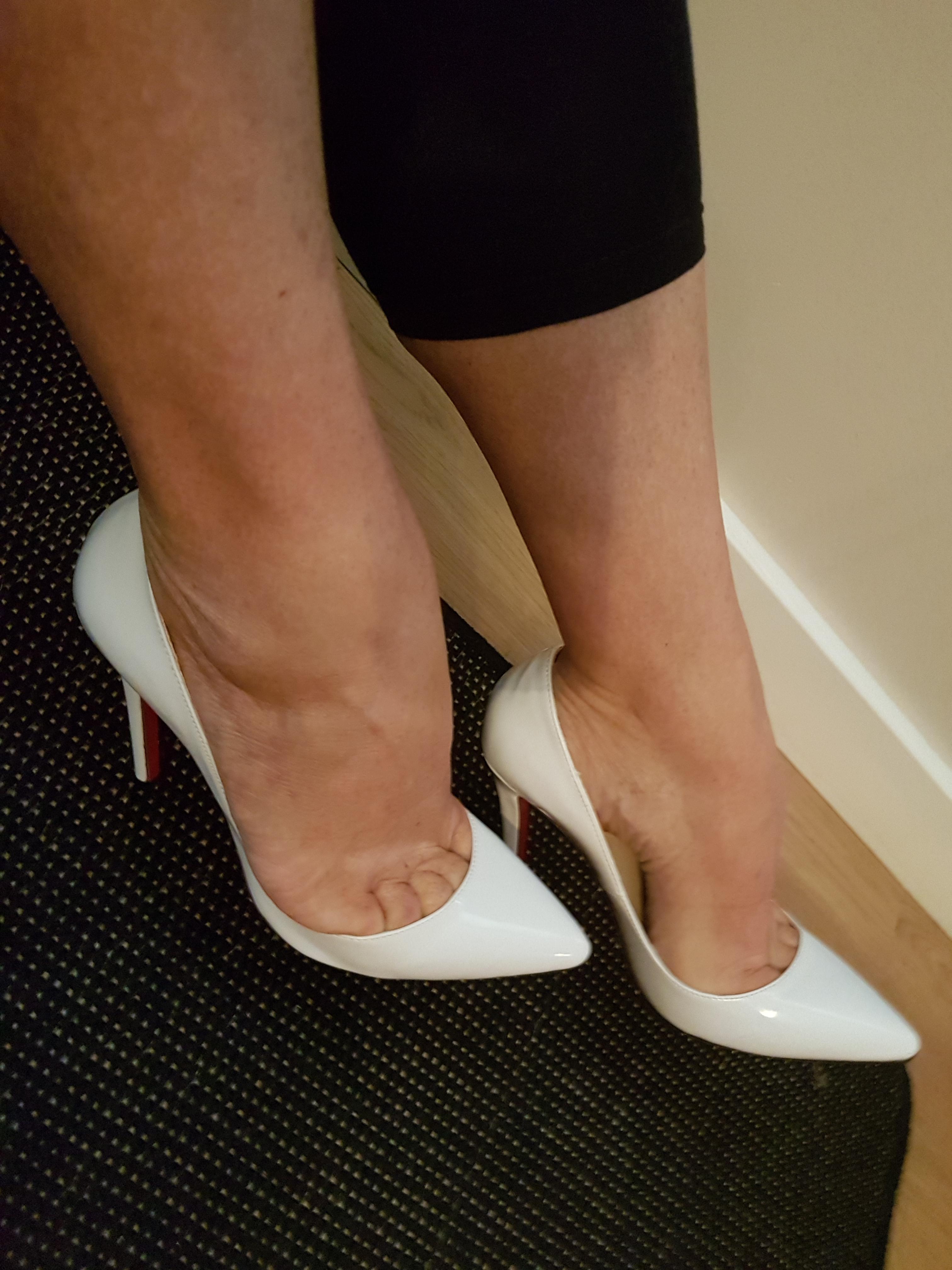 Too late for toe cleavage Tuesday? | Scrolller