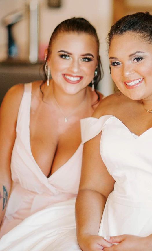 Too much to hide | Scrolller