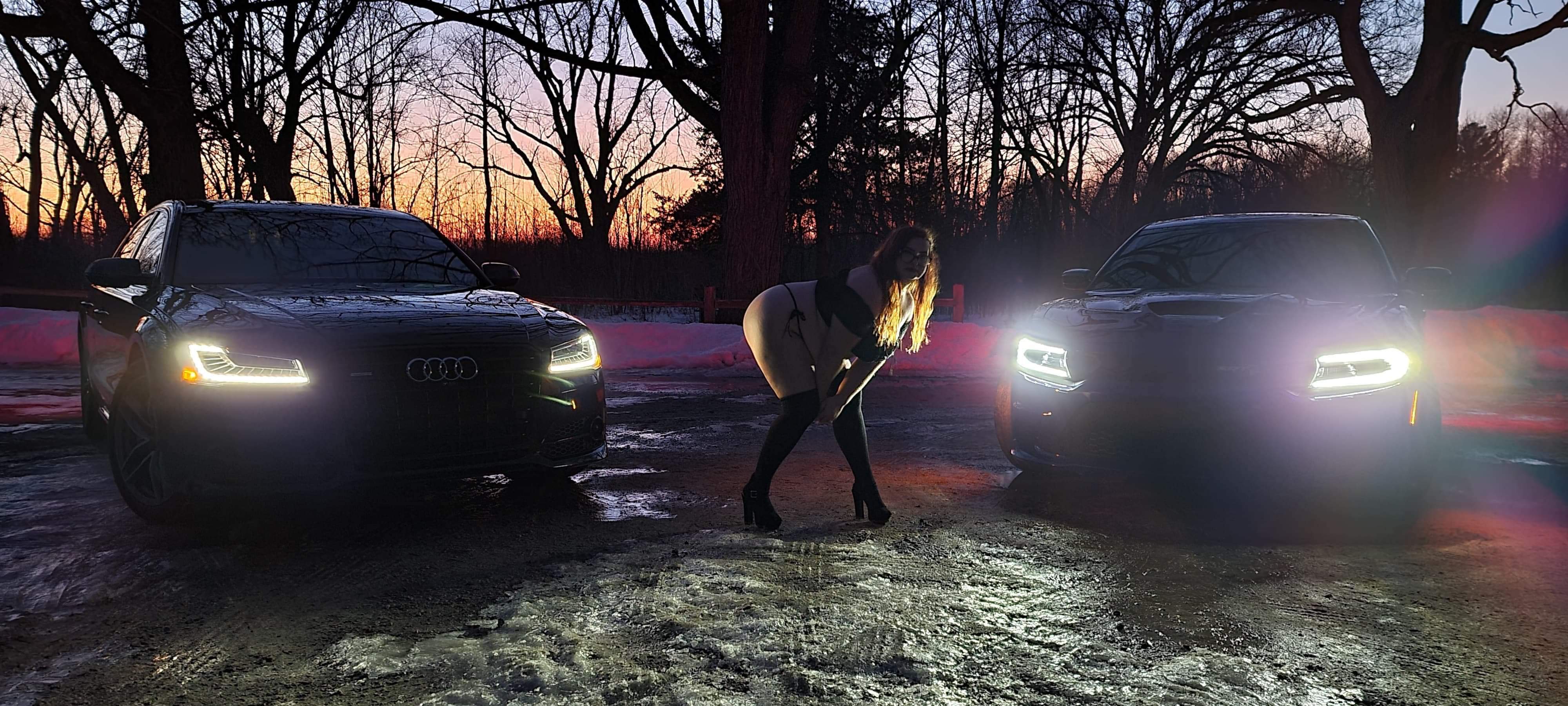 Took some pics with the Hellcat and Audi 💙🖤 | Scrolller