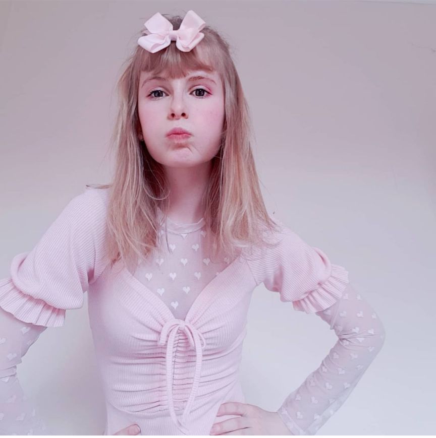 Top or bottom vibes? | Scrolller