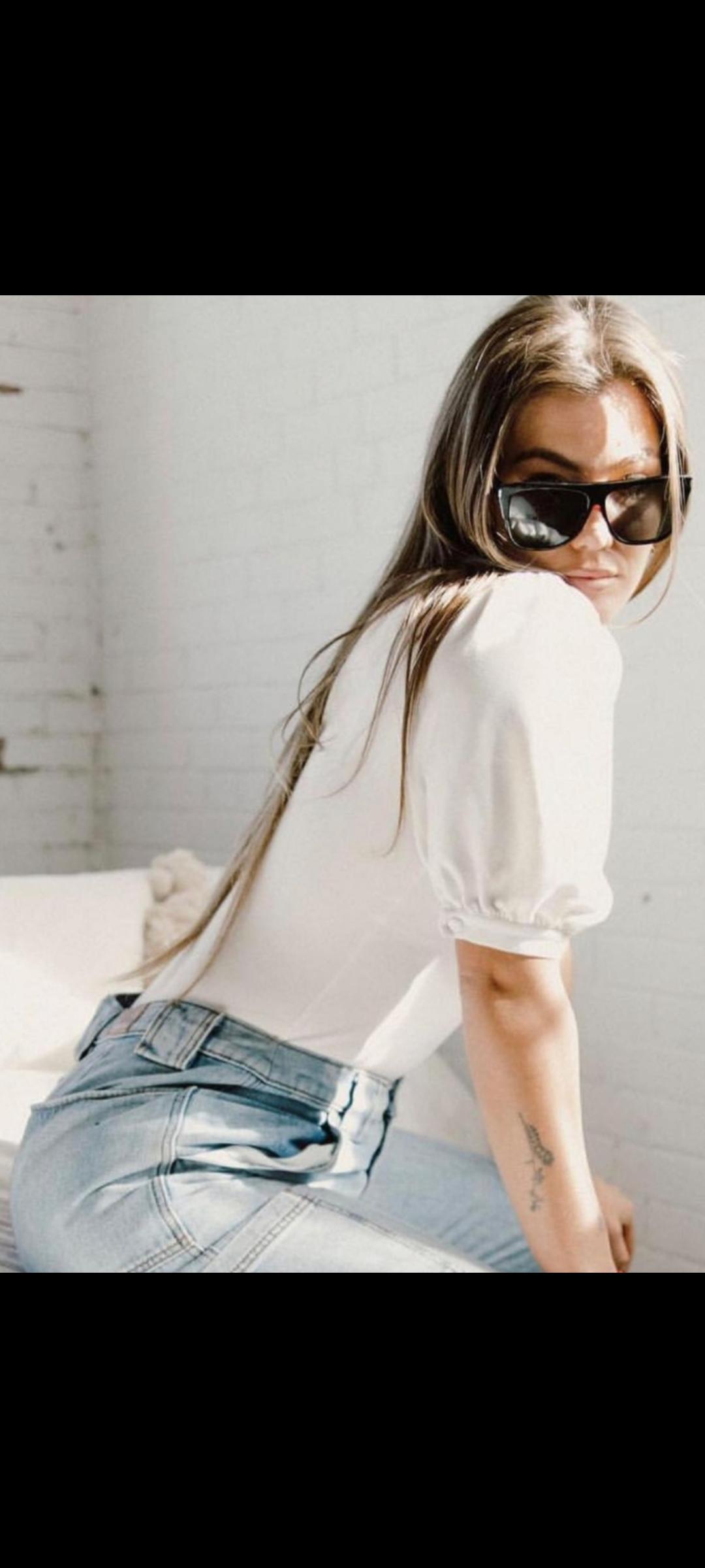 Tori Deal | Scrolller