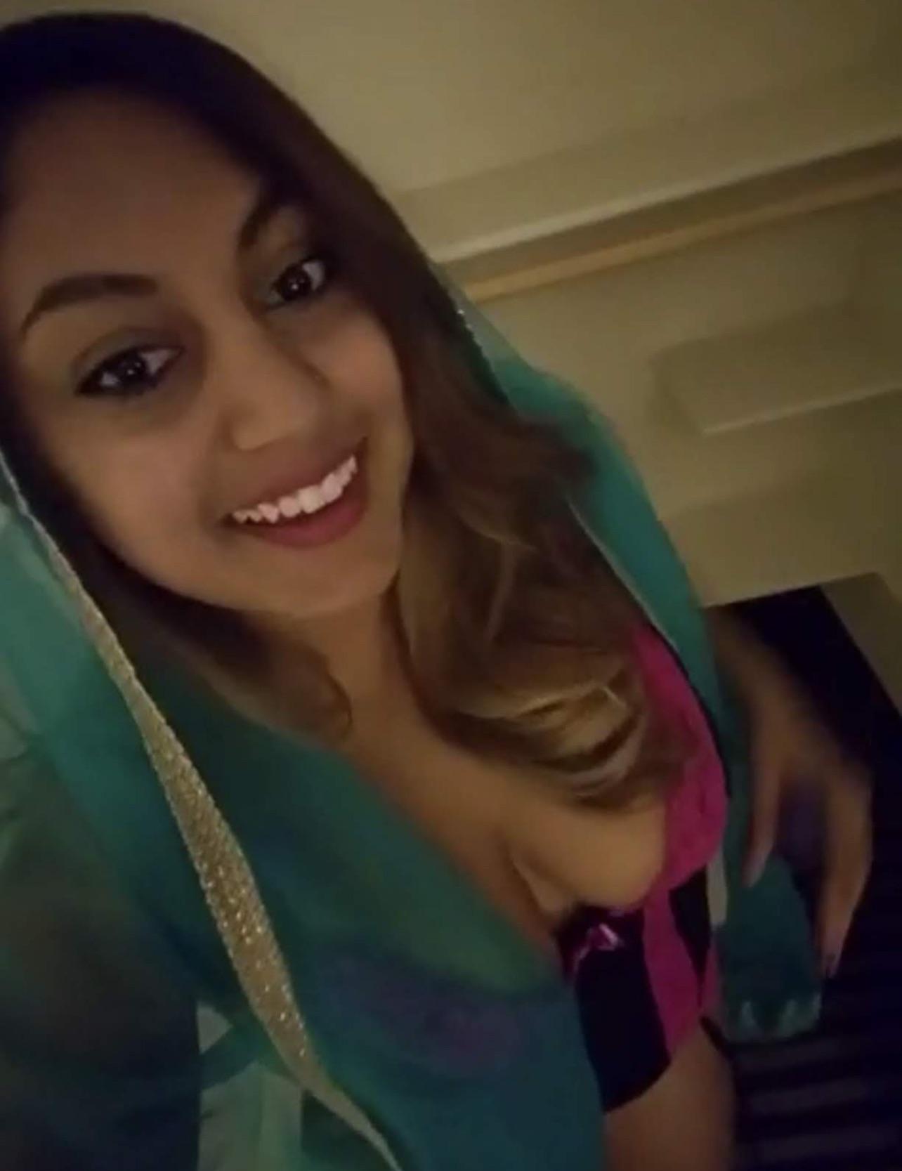 Trading Indian swinger wife kik mcepicdose | Scrolller