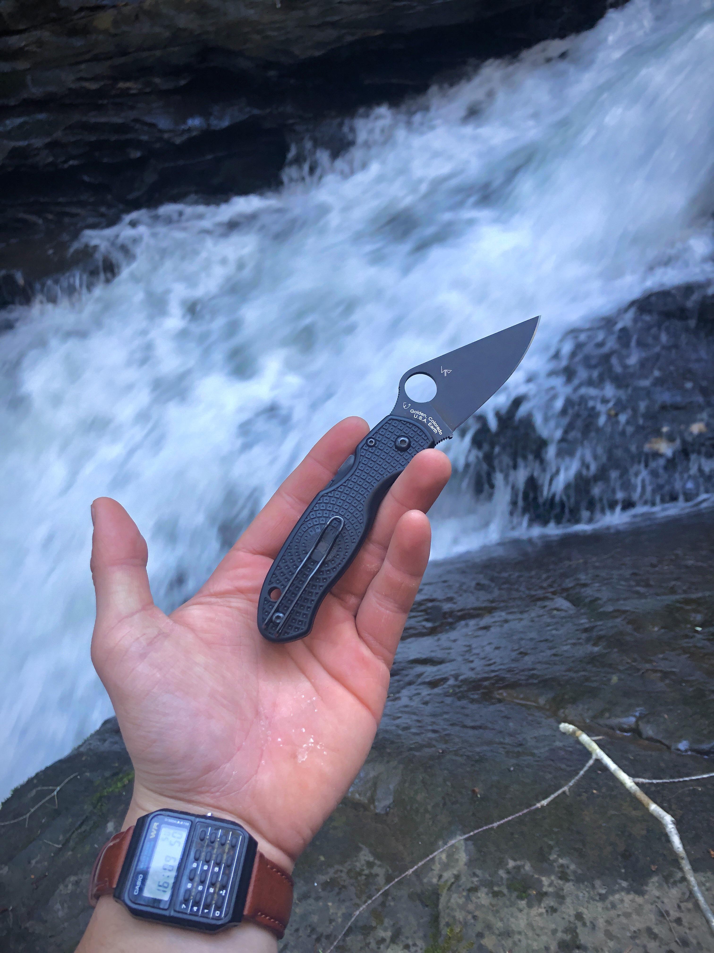 Trail carry with my new spyderco para 3 lw | Scrolller