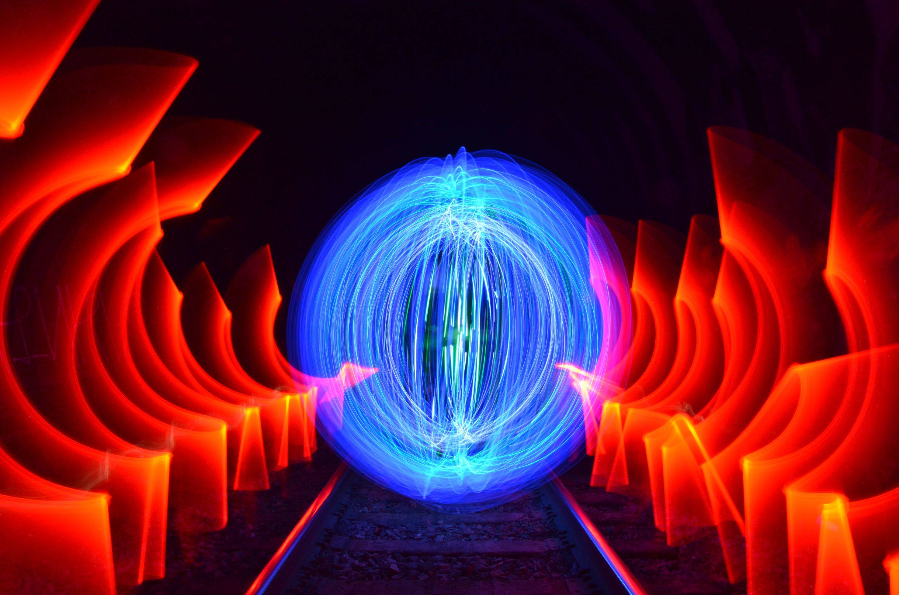 Train tunnel orb with sword play | Scrolller