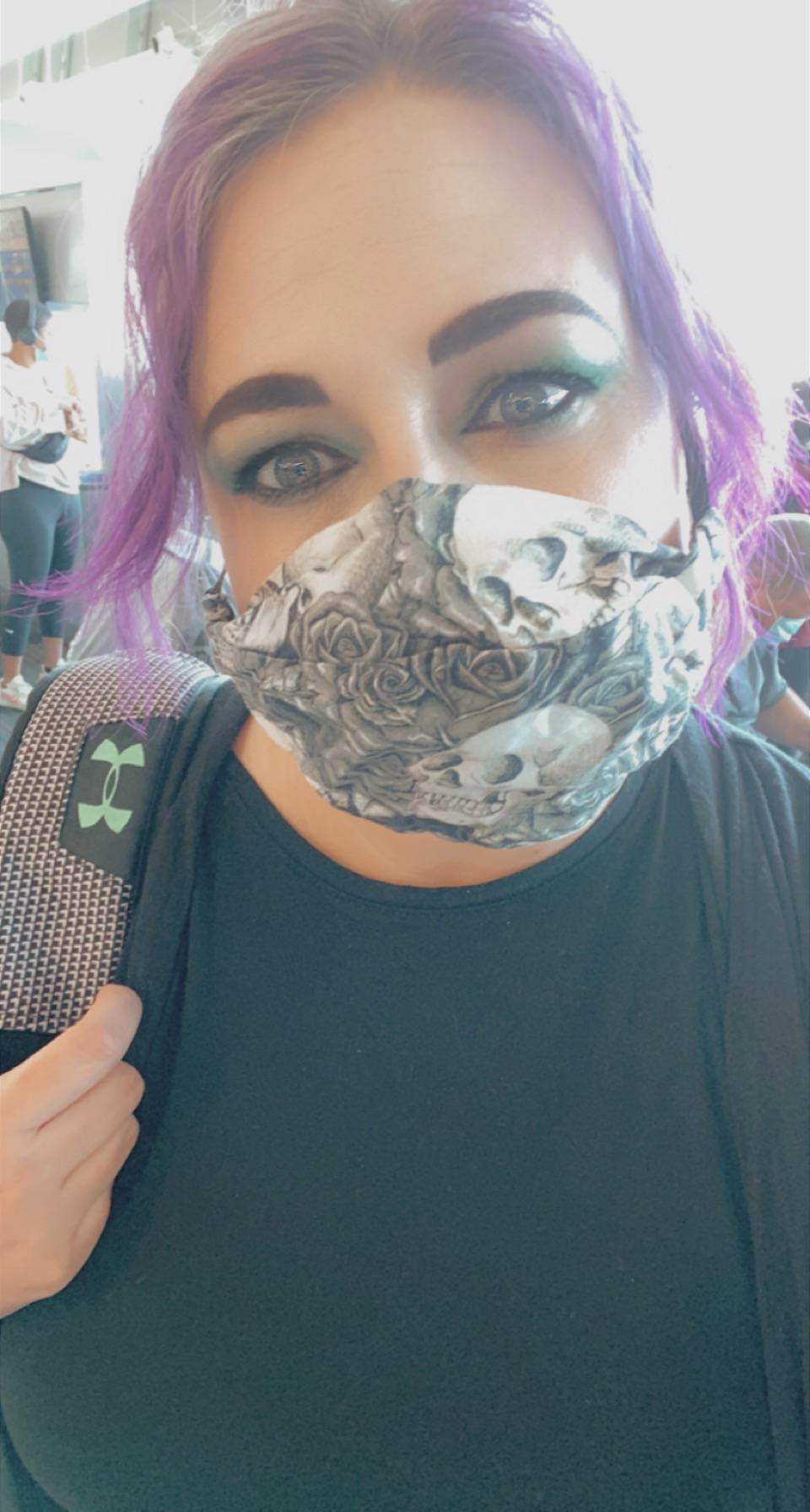 Travel selfie!! All ready to board a plane home! [over 18] ️ 🌵 ☀️ | Scrolller