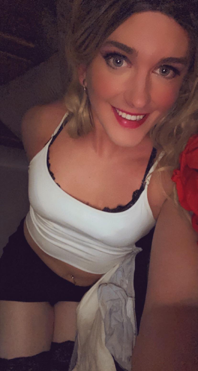 Treat me like your girl 😊 | Scrolller