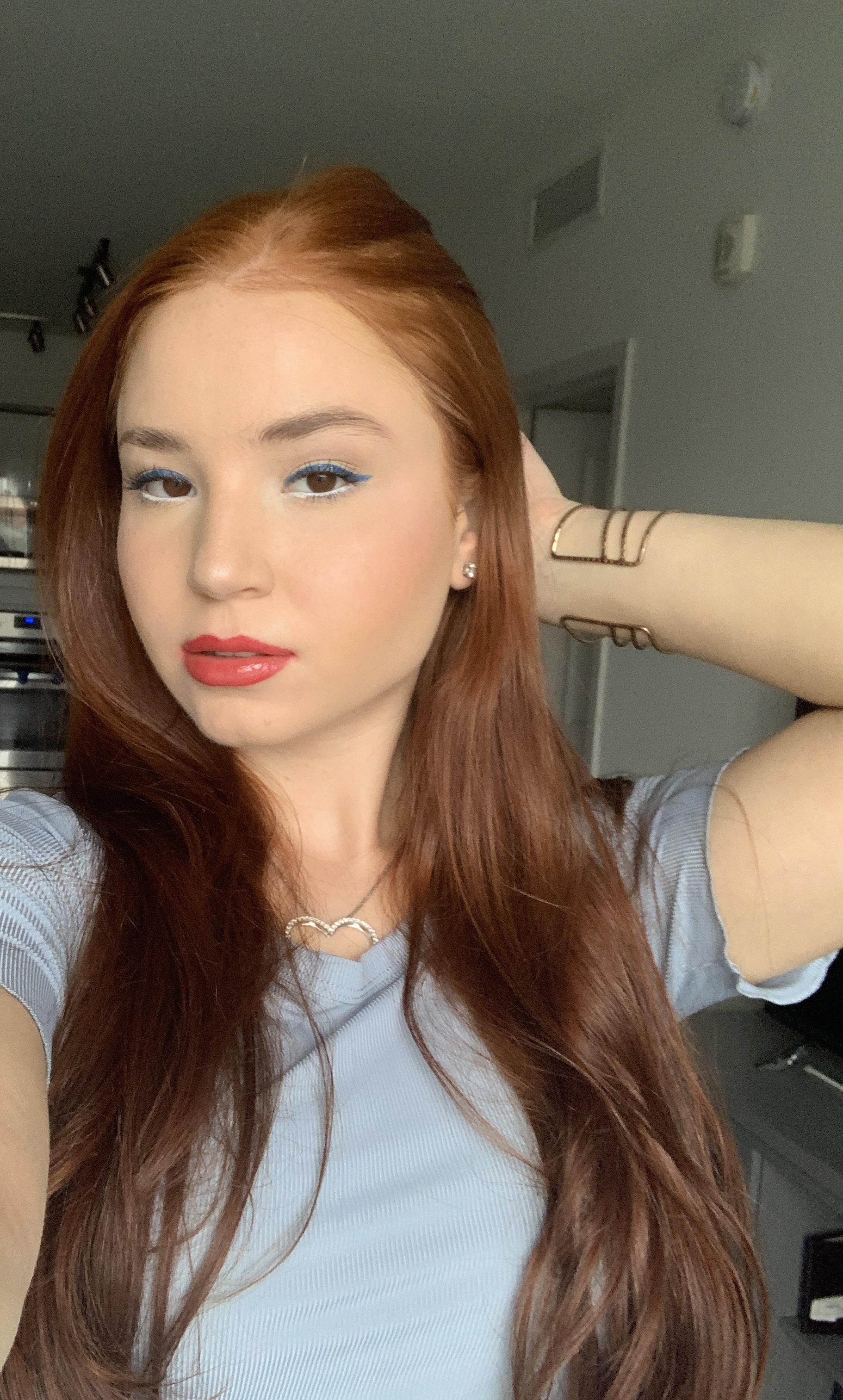 Tried out a new lipstick today, do we like it? | Scrolller