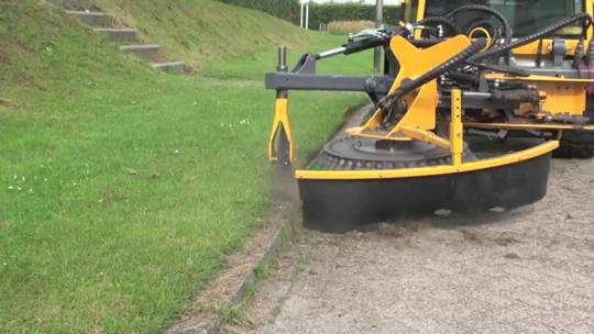 Trimming edges | Scrolller