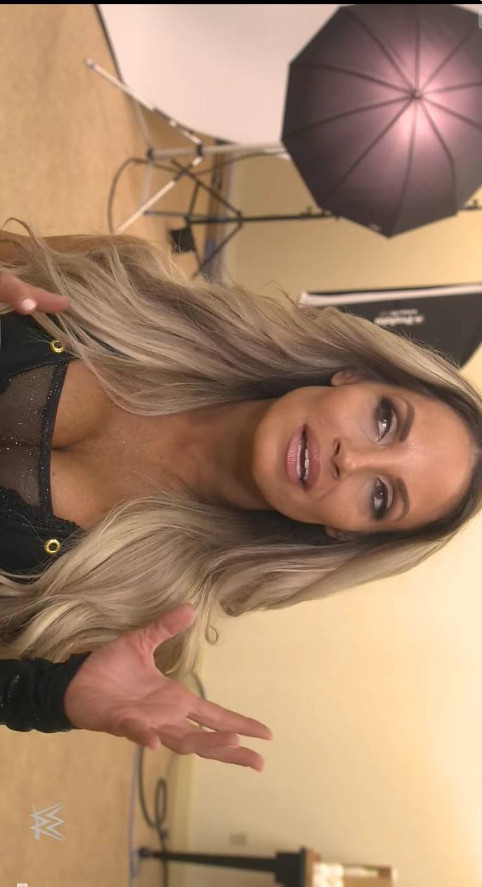 Trish Stratus , milf TITS | Scrolller