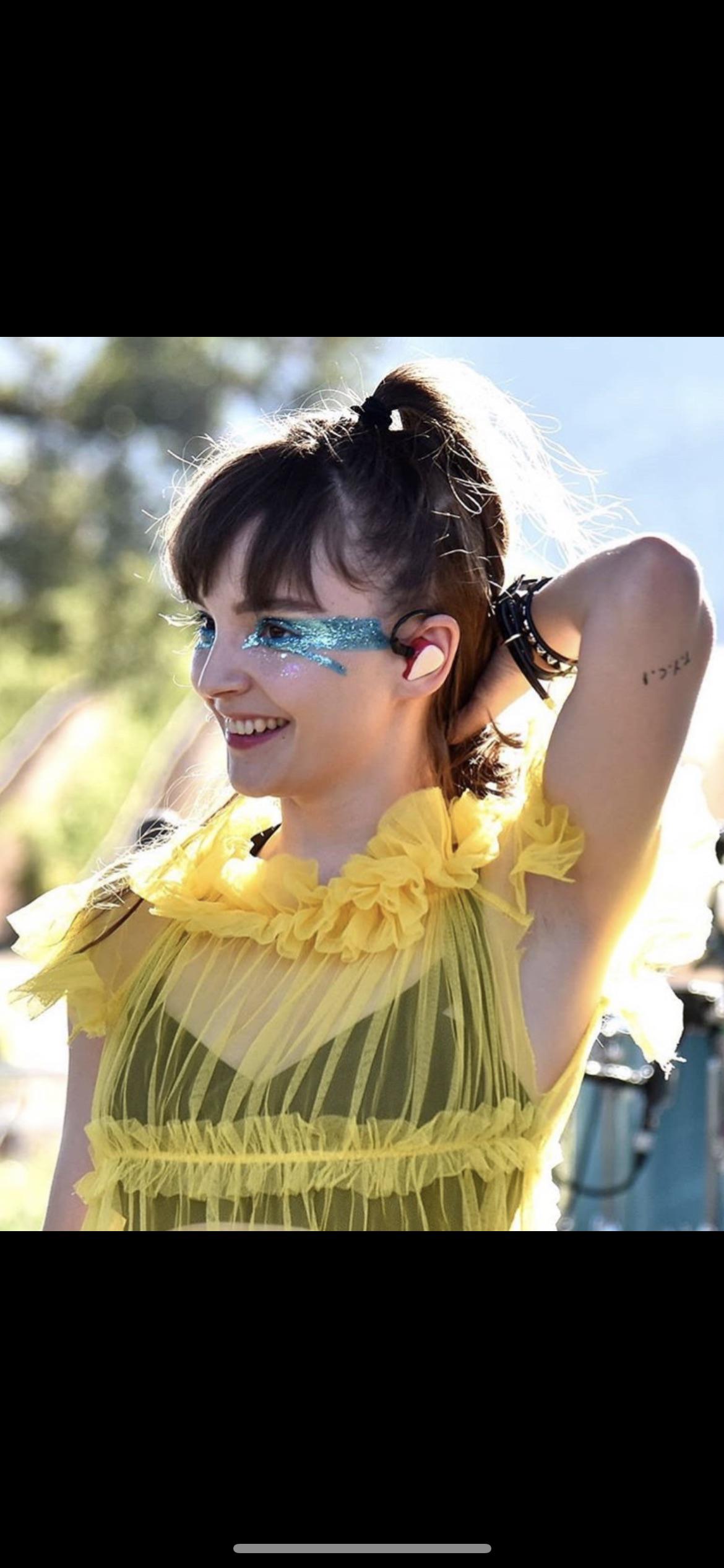 Tuck your cunt in. | Scrolller