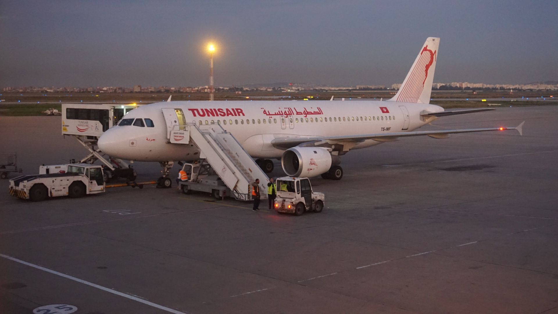 Tunisair A320-211 at Tunis-Carthage | Scrolller