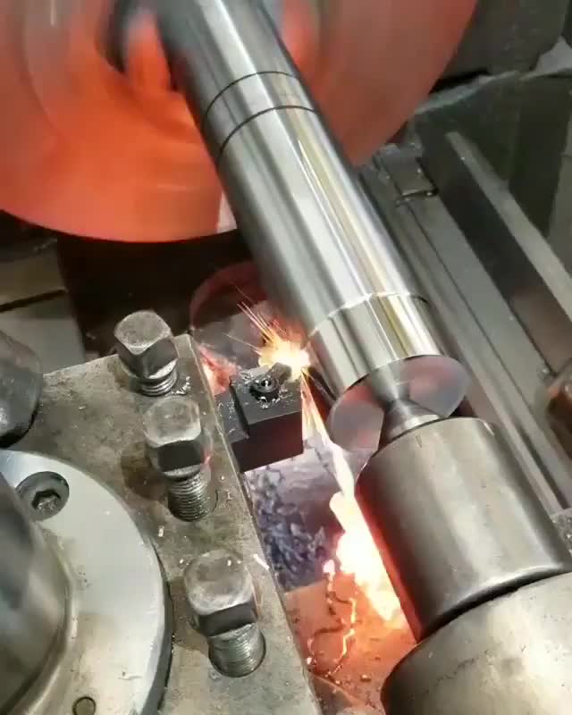 Turn and burn | Scrolller