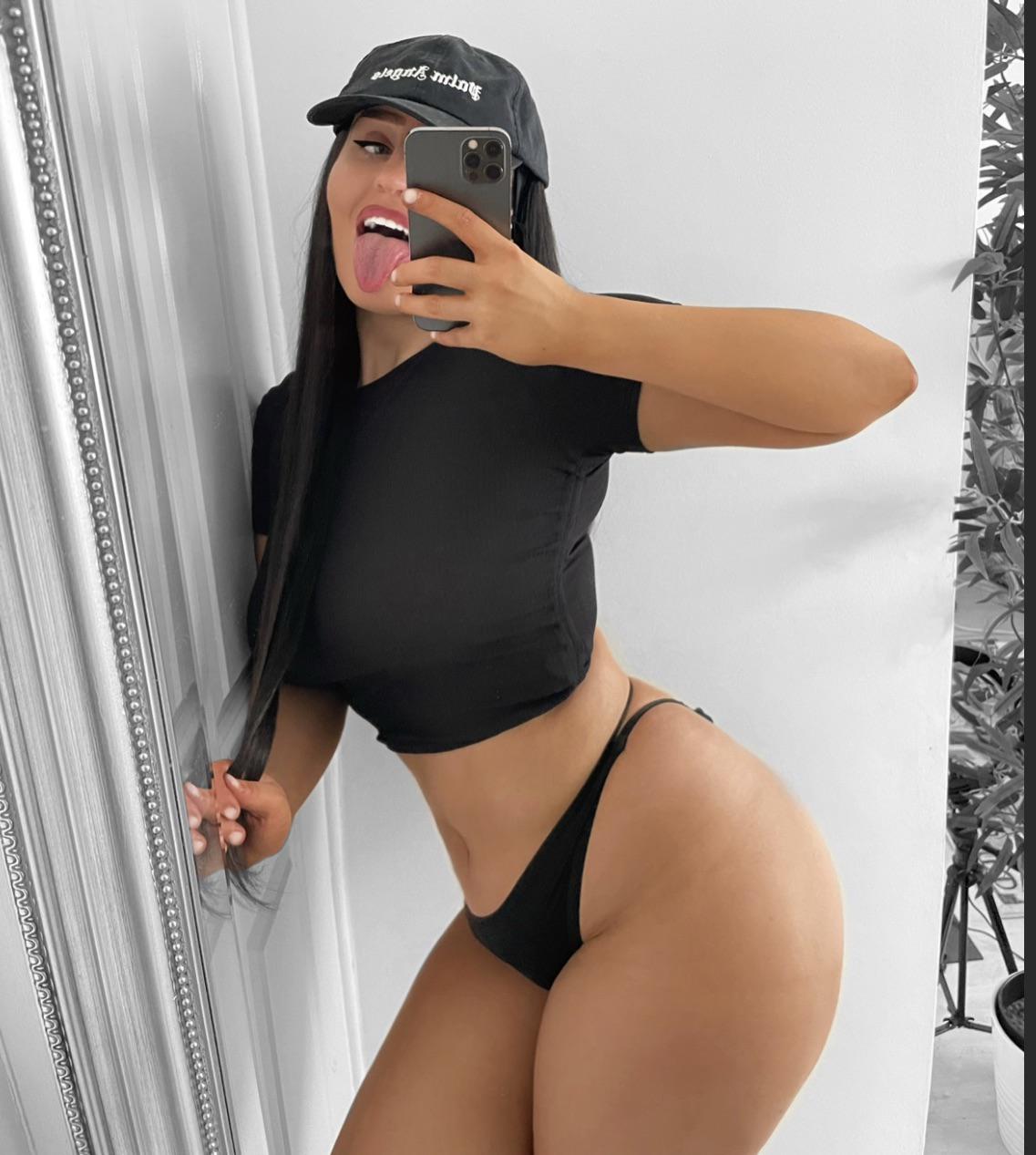 TWERK QUEEN PRETTYCONVICT 💦 | Scrolller