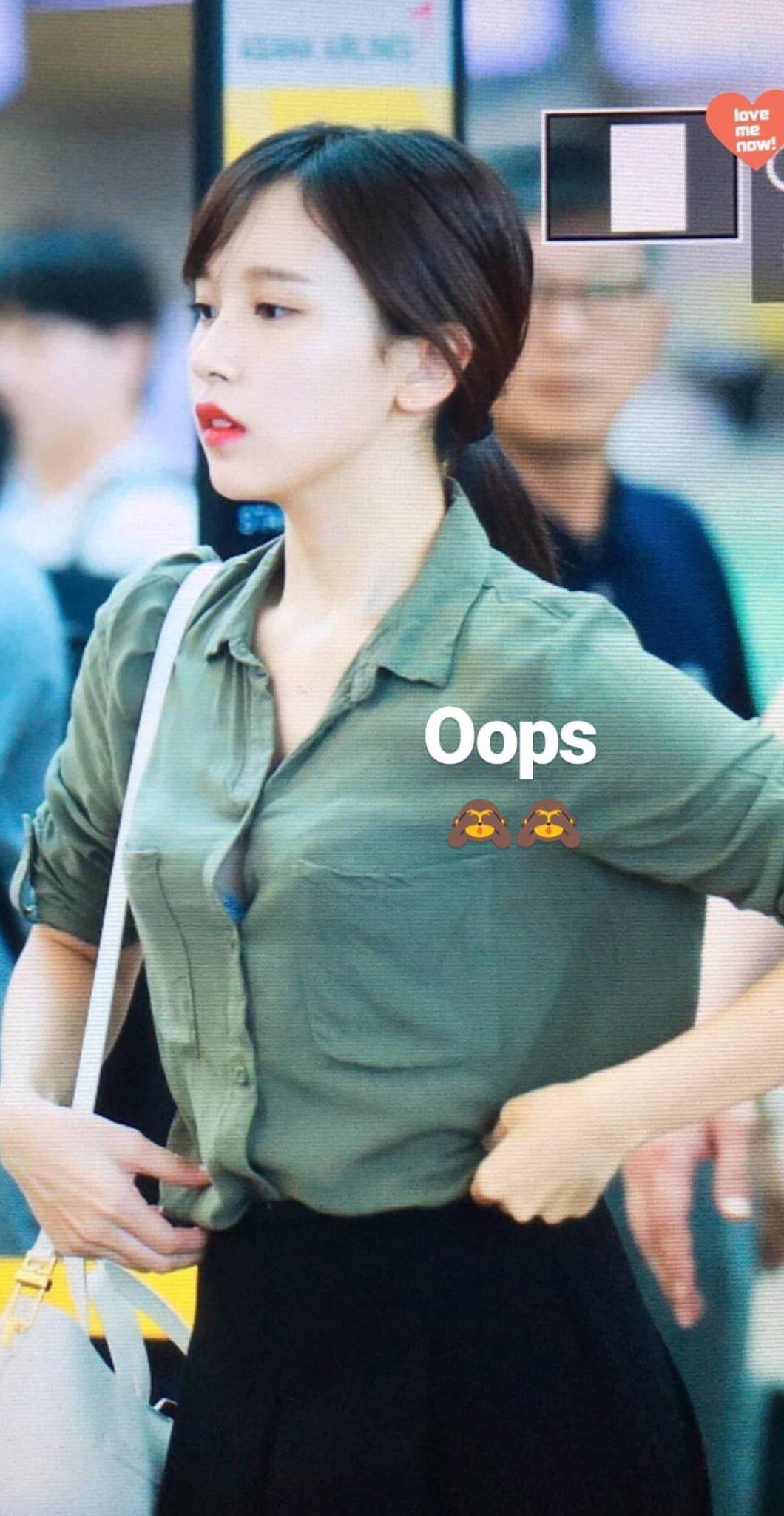 TWICE - Mina | Scrolller