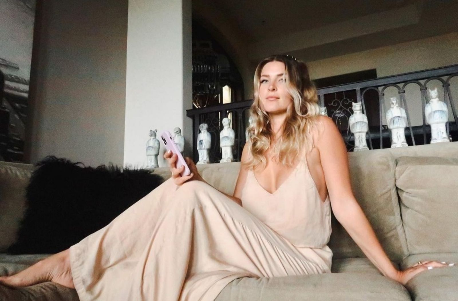 Twitch streamer KittyPlays really showing off her best assets | Scrolller