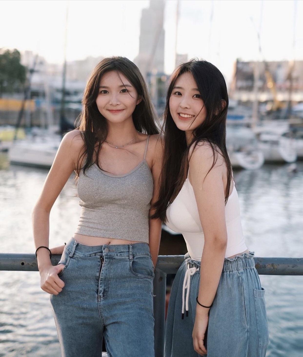 Two cuties | Scrolller