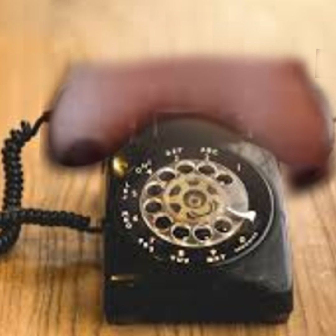 TWOMAD Telephone Edition | Scrolller