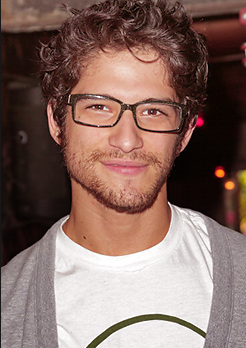 Tyler Posey makes me happy. | Scrolller