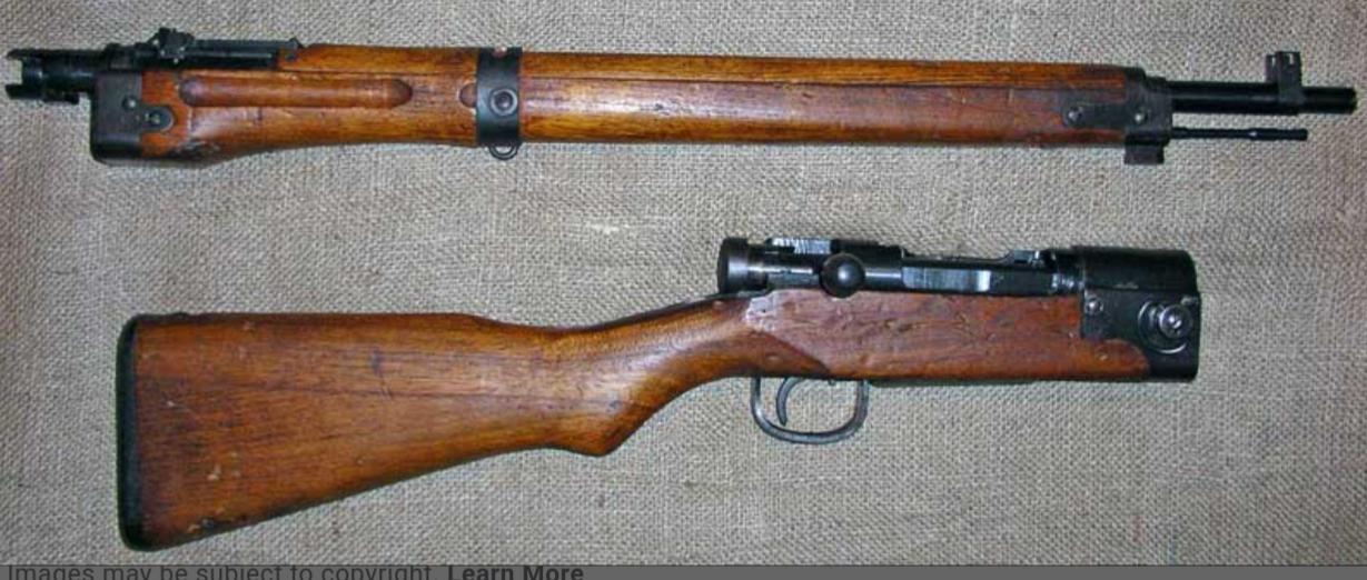 Type 100 bolt action rifle, using a takedown system instead of the previous folding system ...