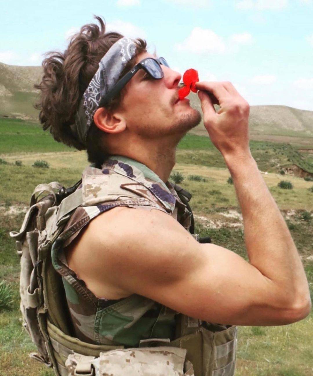 U.S. KIA Navy SEAL Chuck Keating | Scrolller