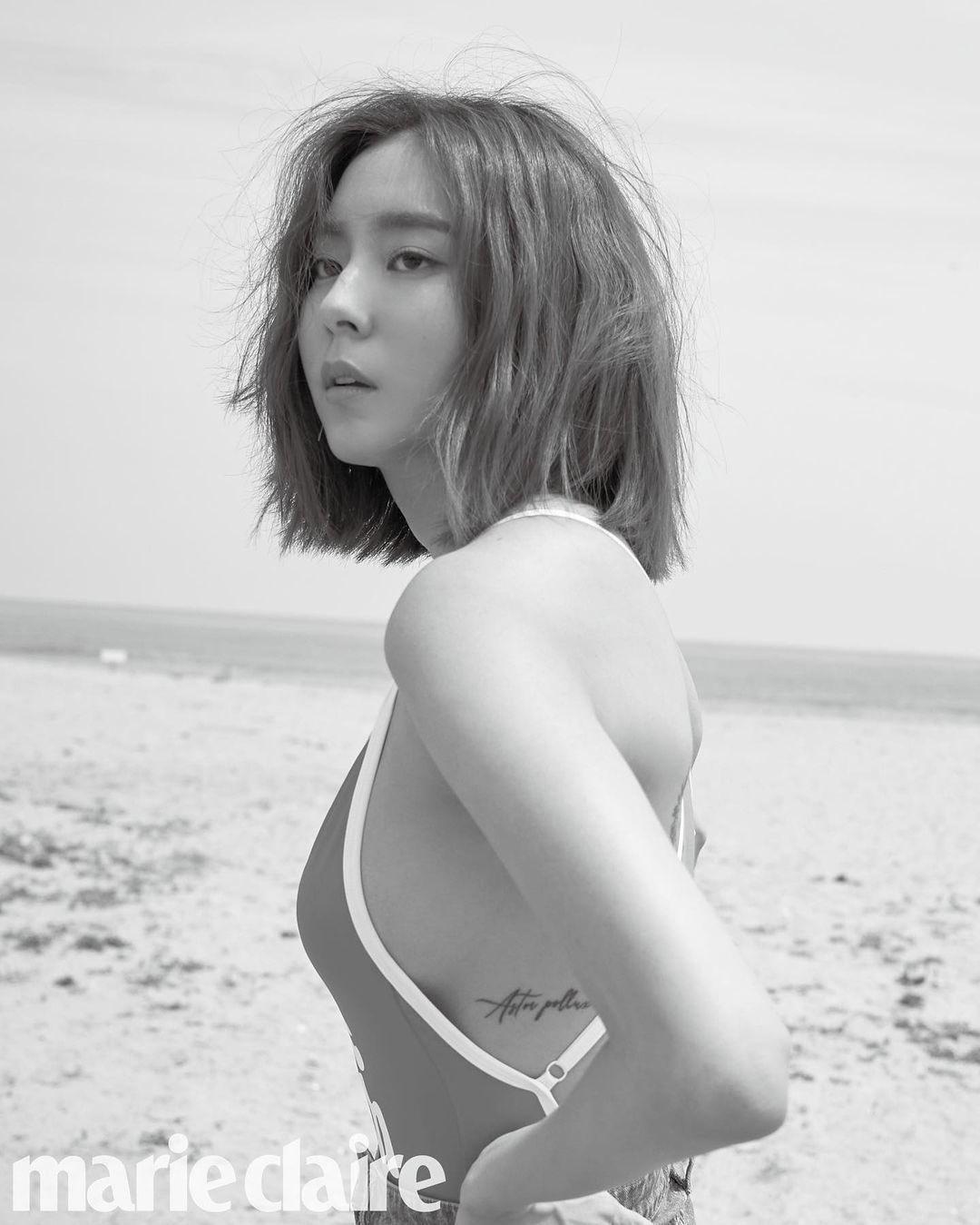 Uee | Scrolller