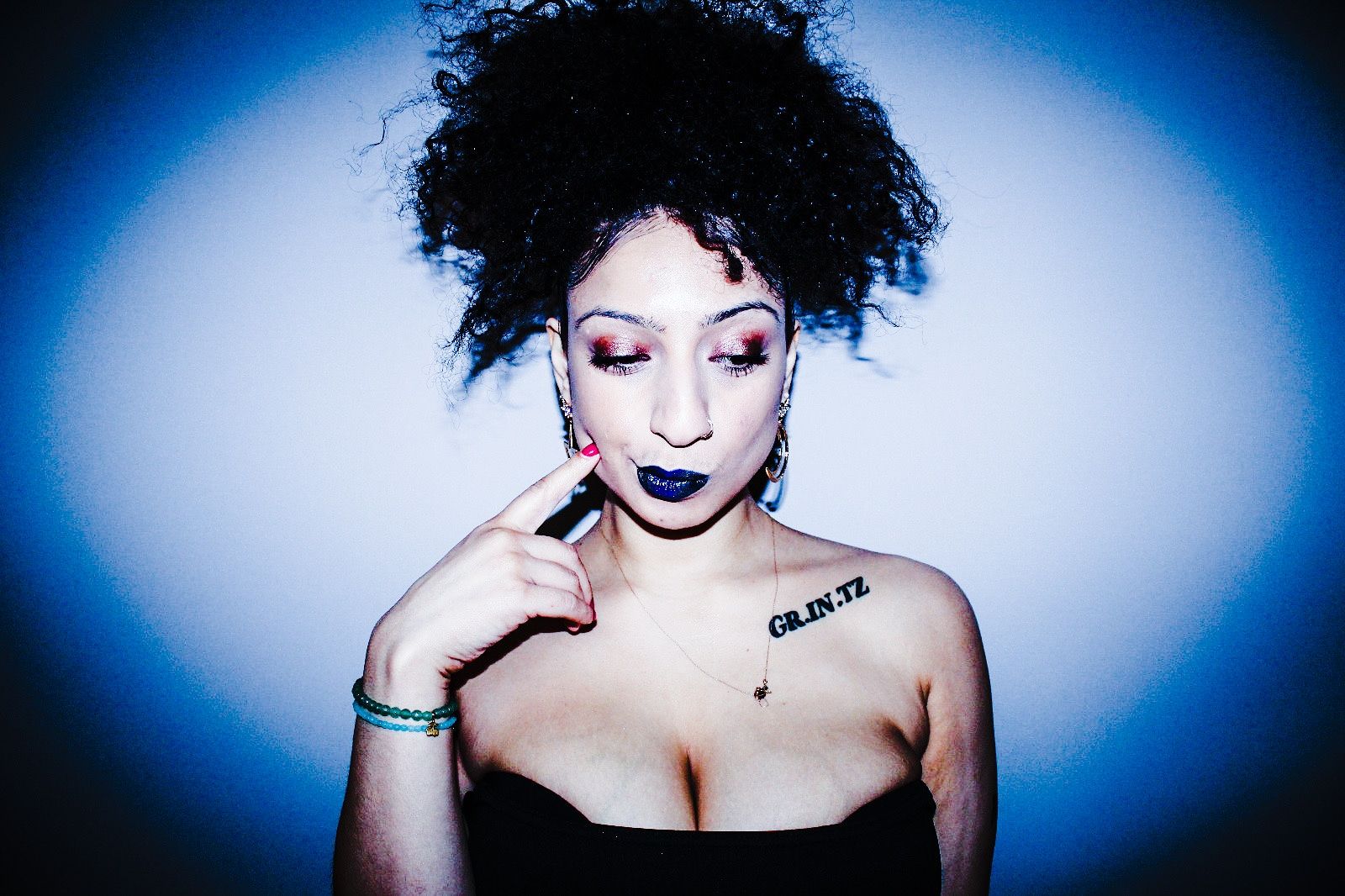 Un identified earthling | Scrolller