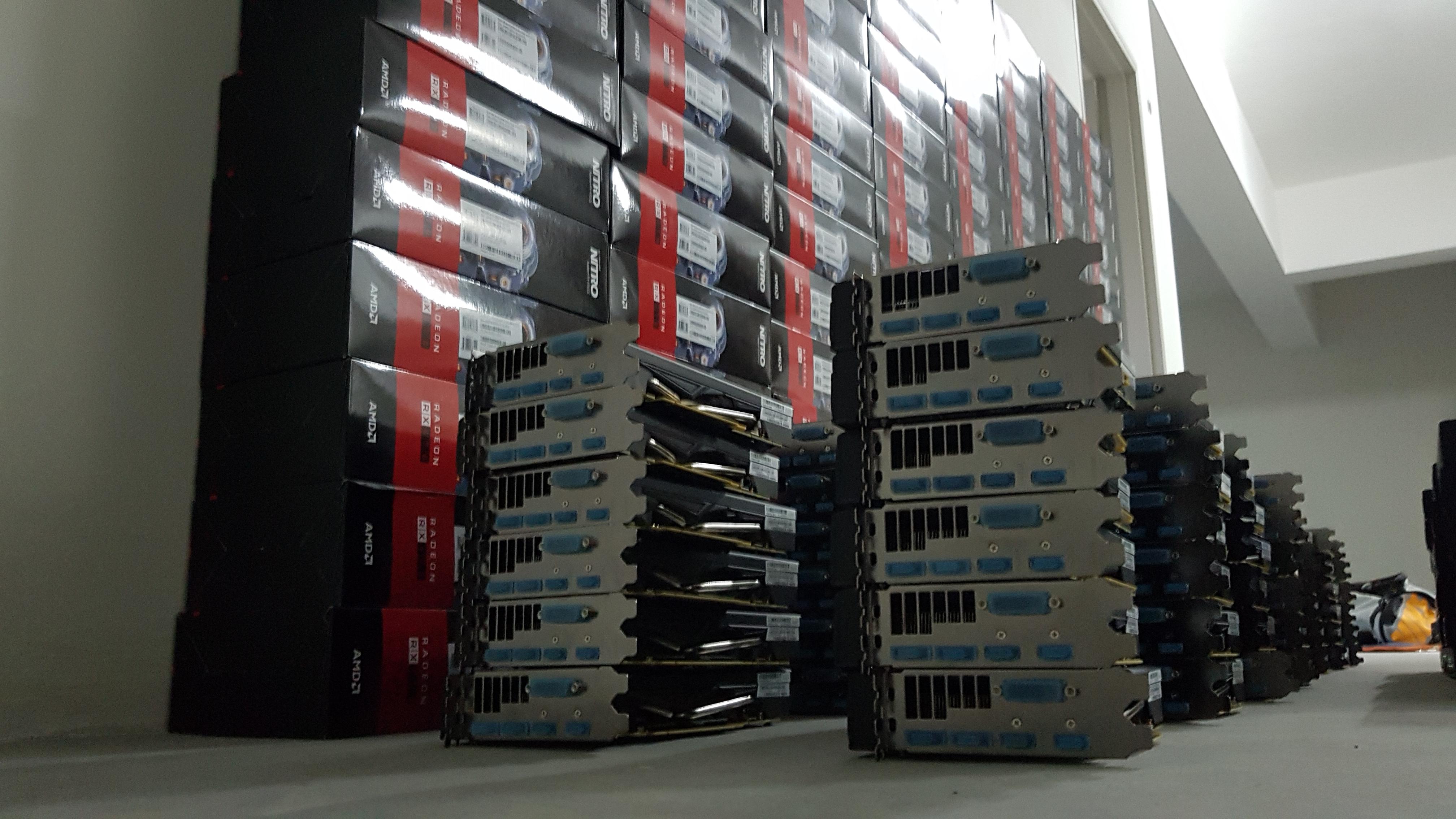 Unboxing day | Scrolller