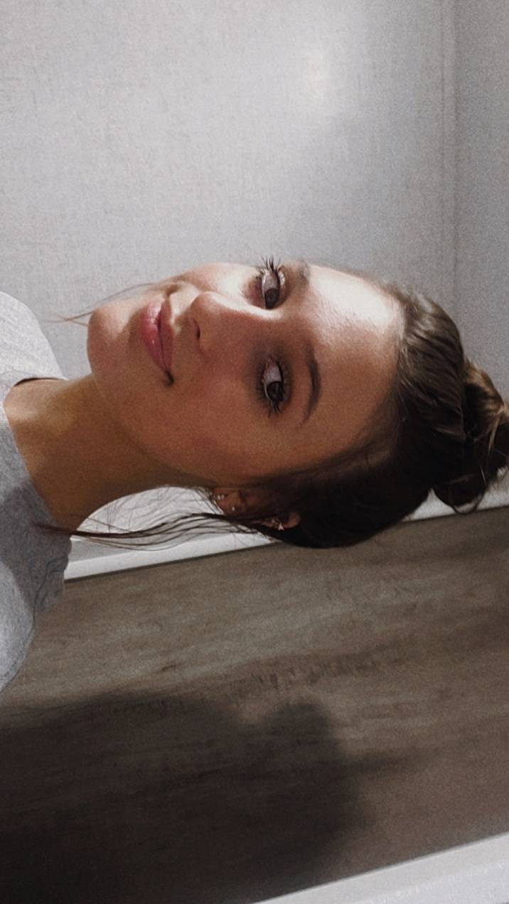 (Under 18) did a cute bun :D | Scrolller