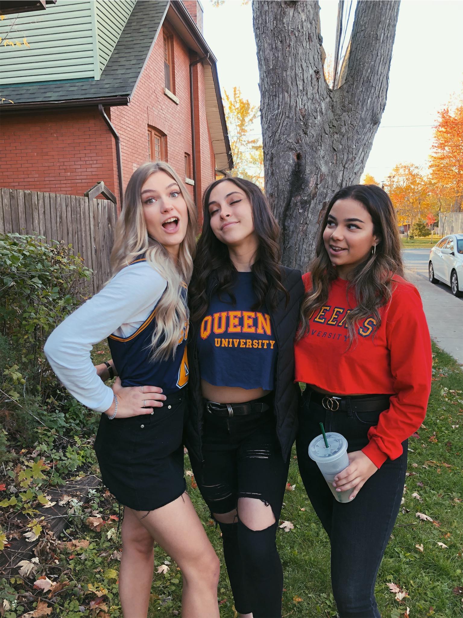 Uni babes | Scrolller
