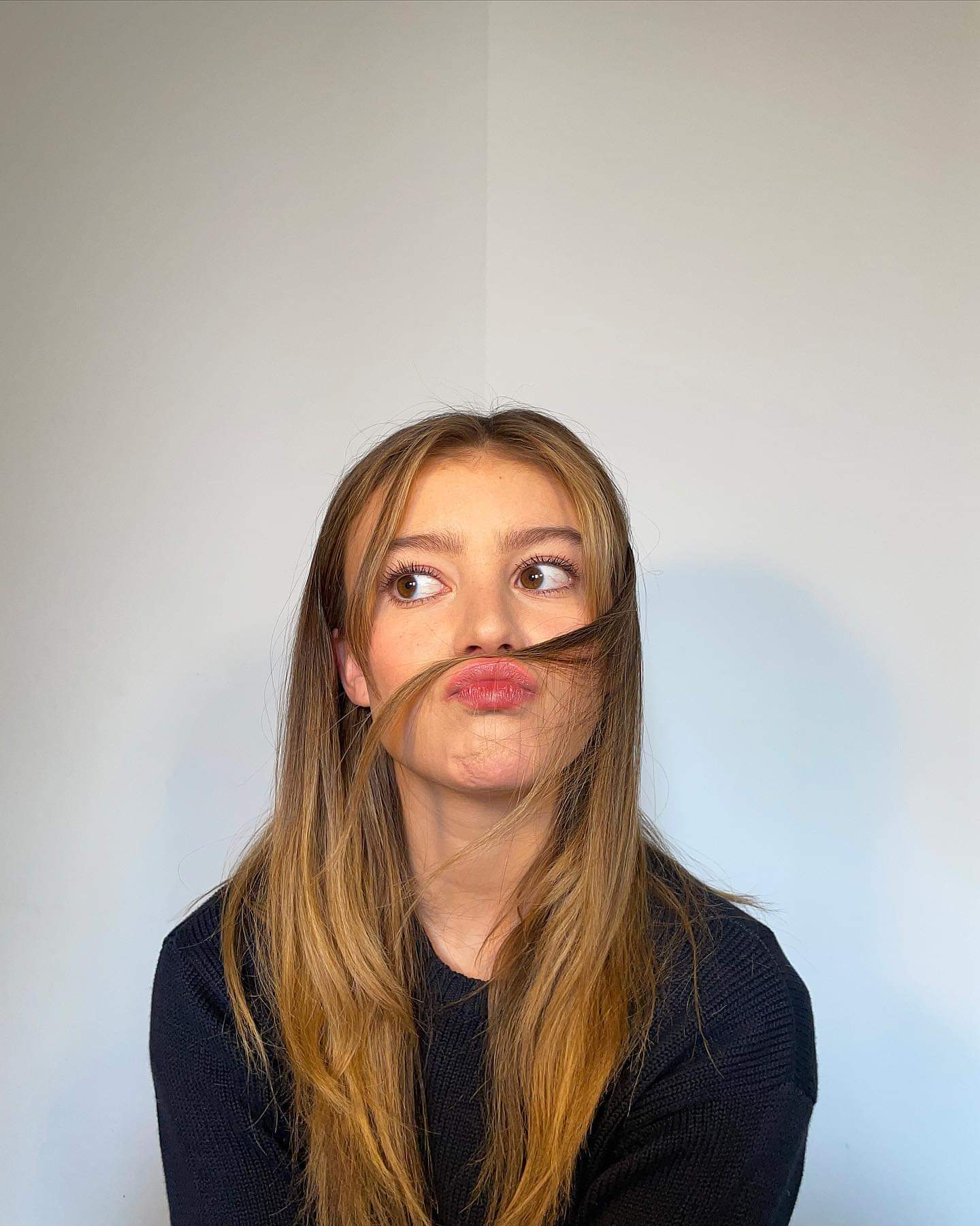 Genevieve Hannelius | Scrolller