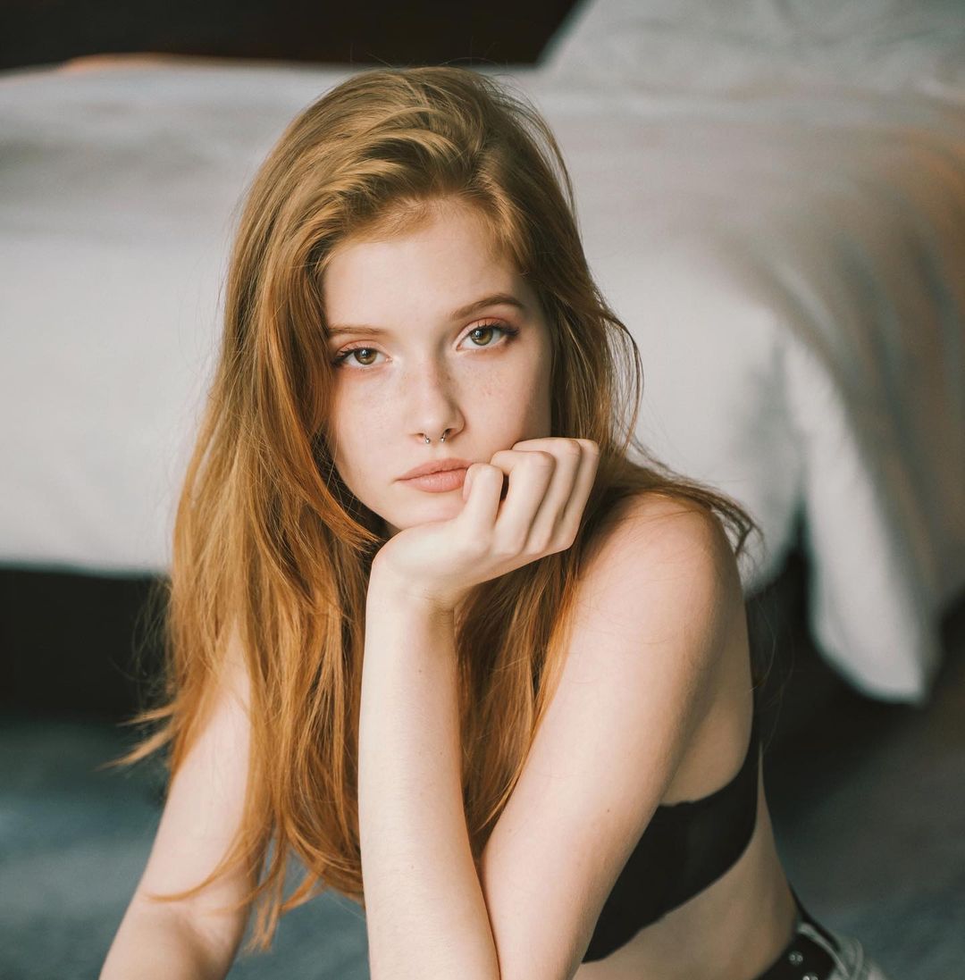 Katya Sitak | Scrolller