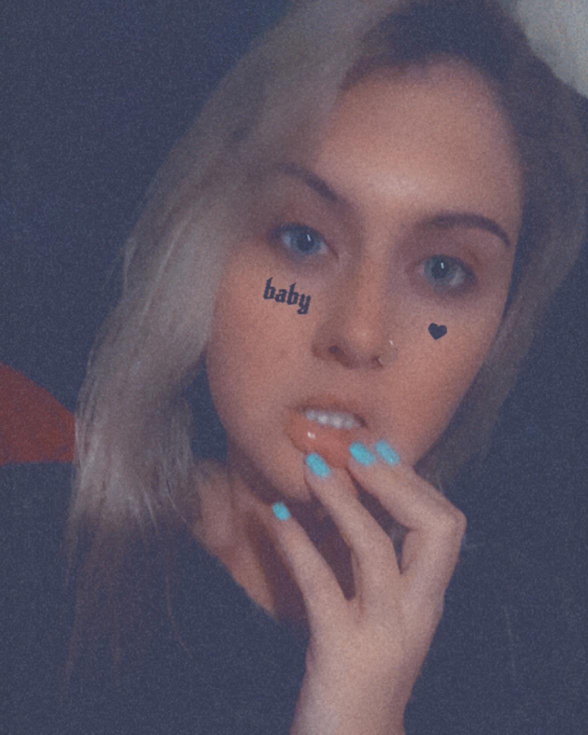 🖤🖤🖤🖤 Scrolller