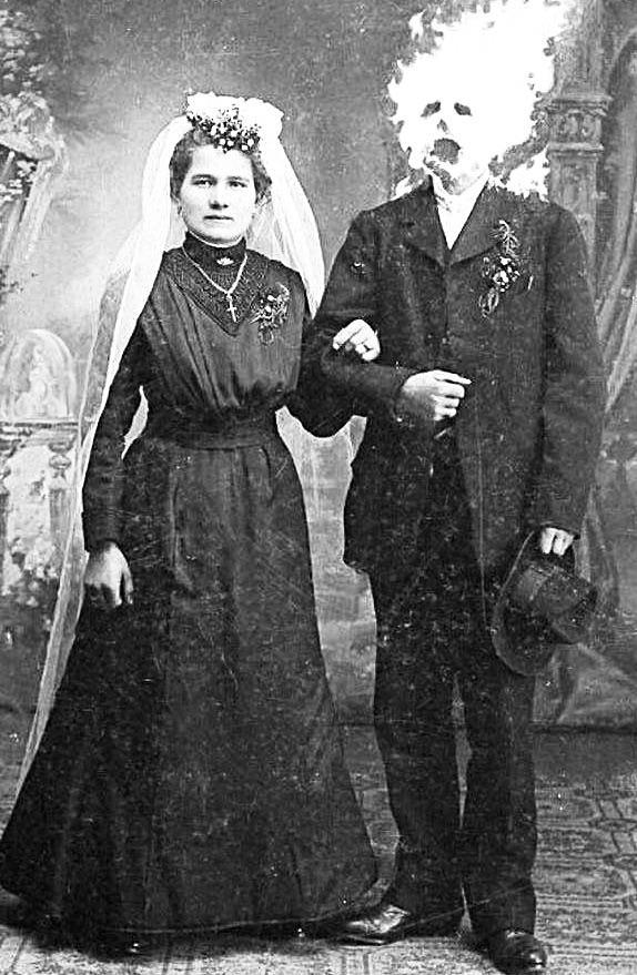 𝕔𝕦𝕣𝕤𝕖𝕕 𝕨𝕖𝕕𝕕𝕚𝕟𝕘 | Scrolller