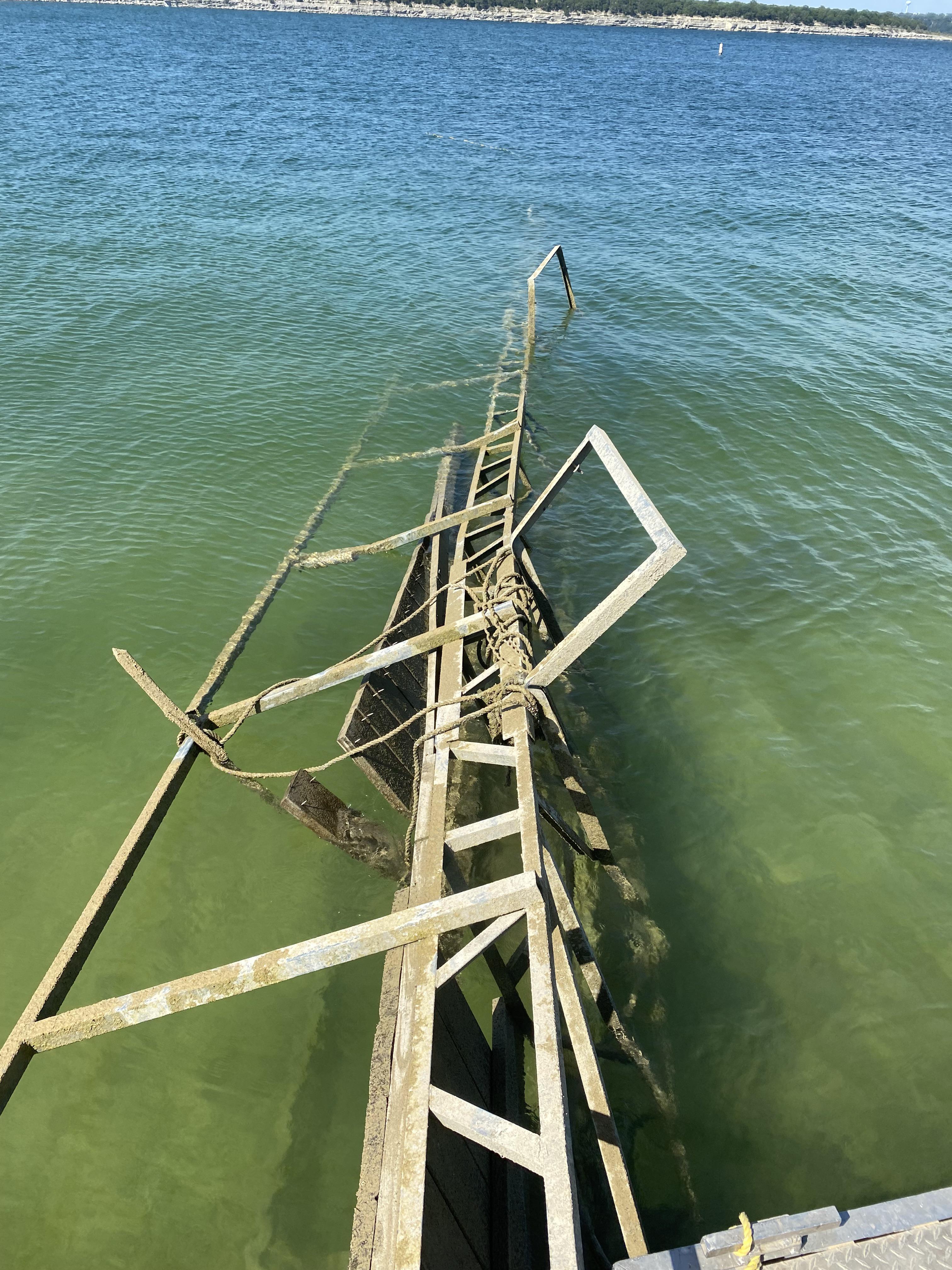 Update: sunken portion of dock in Lake Travis | Scrolller