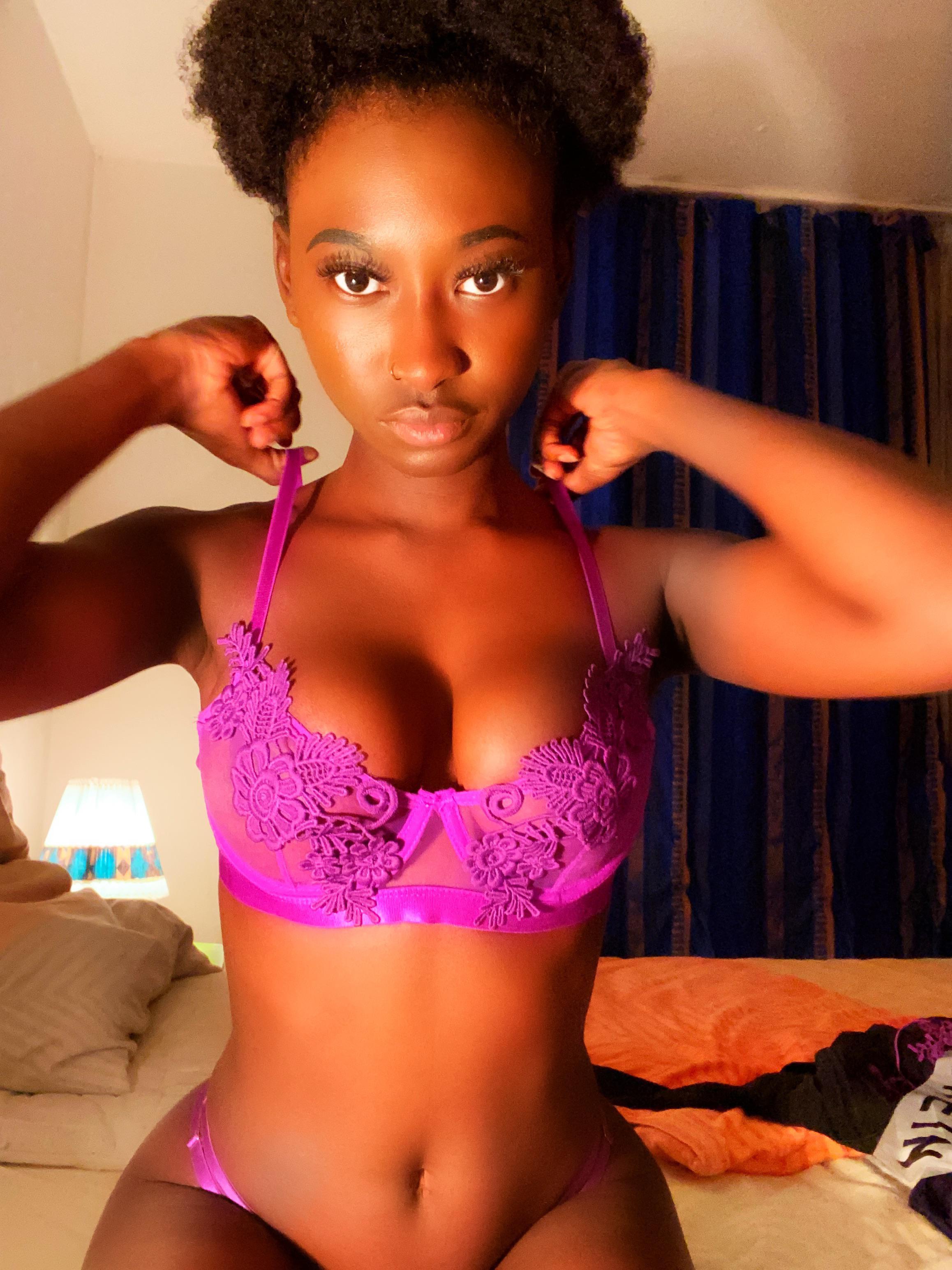 Uplift if u think this lingerie suits me🤫 (30 % off currently) | Scrolller