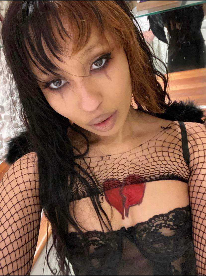 Ur new fave heartbreaker 🌹 | Scrolller