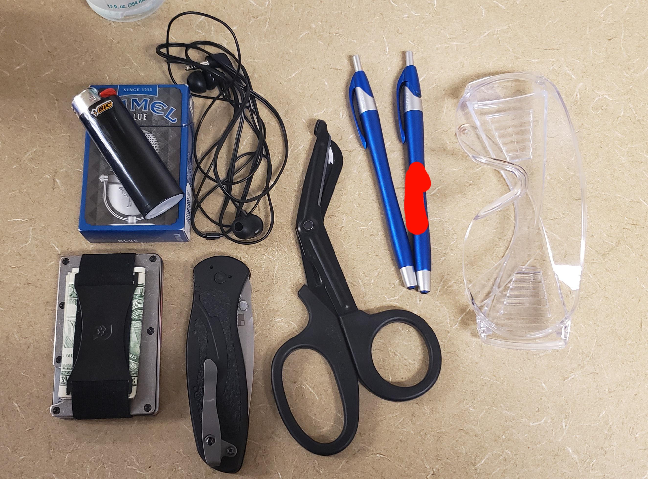 Usual work carry- got pulled to do a vaccine clinic, so I've got some extra glasses. | Scrolller