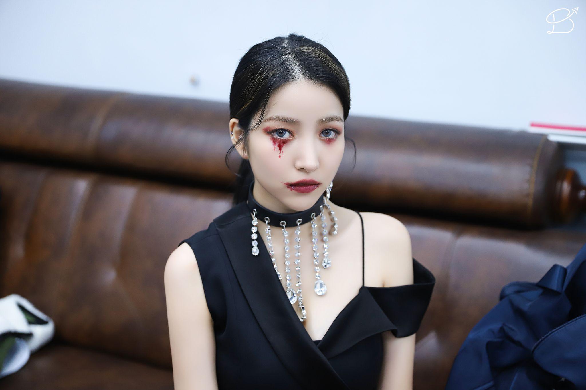 Vampire Sowon! | Scrolller