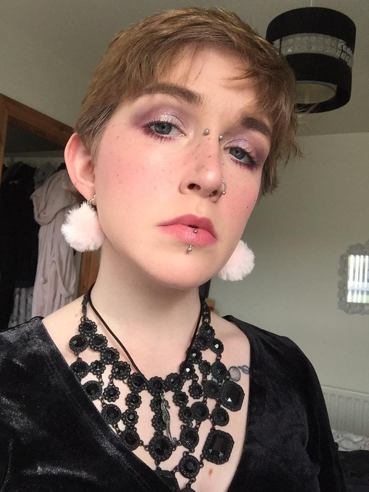 Vampire vibes | Scrolller