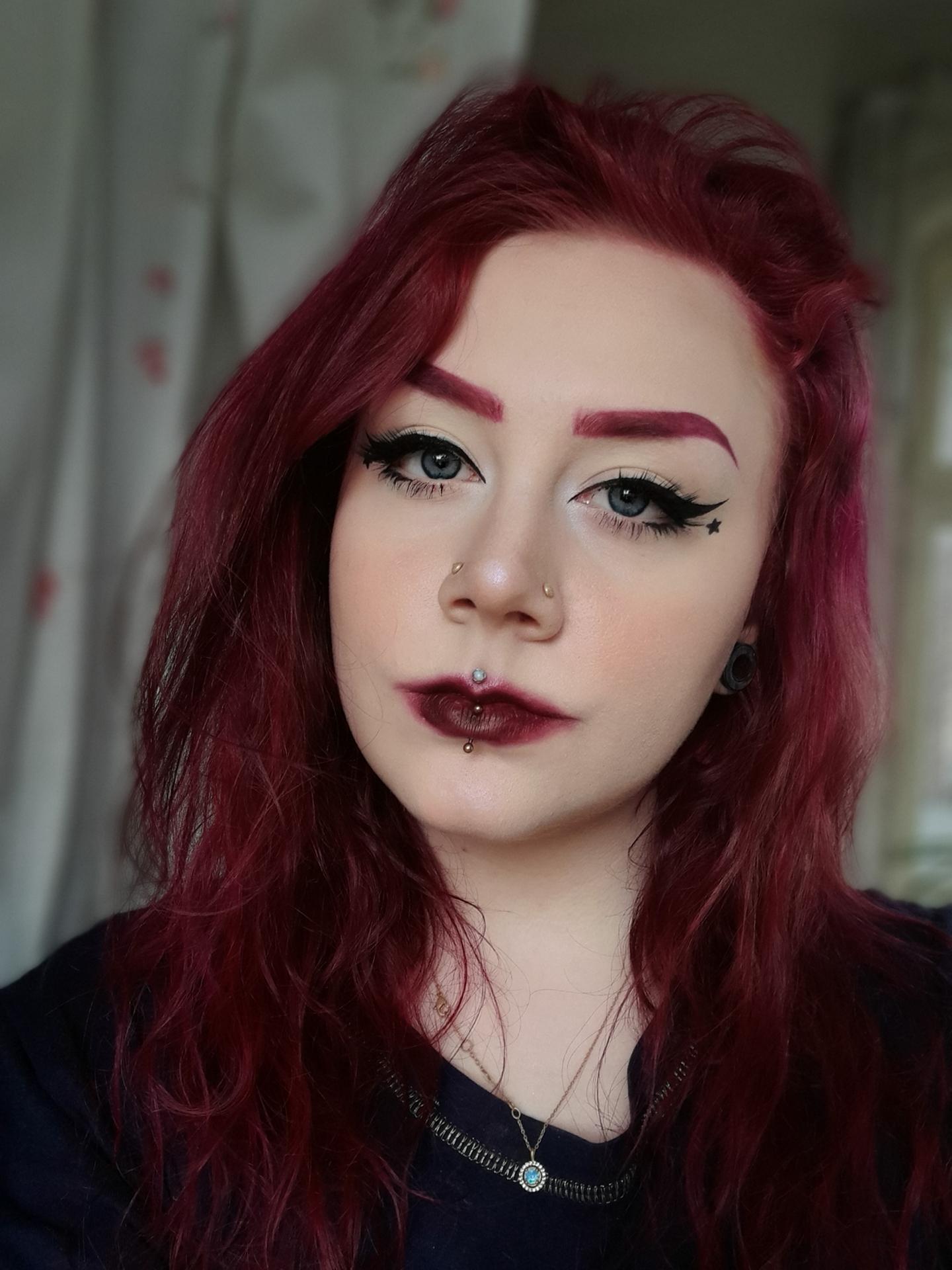 vampire vibes 🩸🍷 | Scrolller