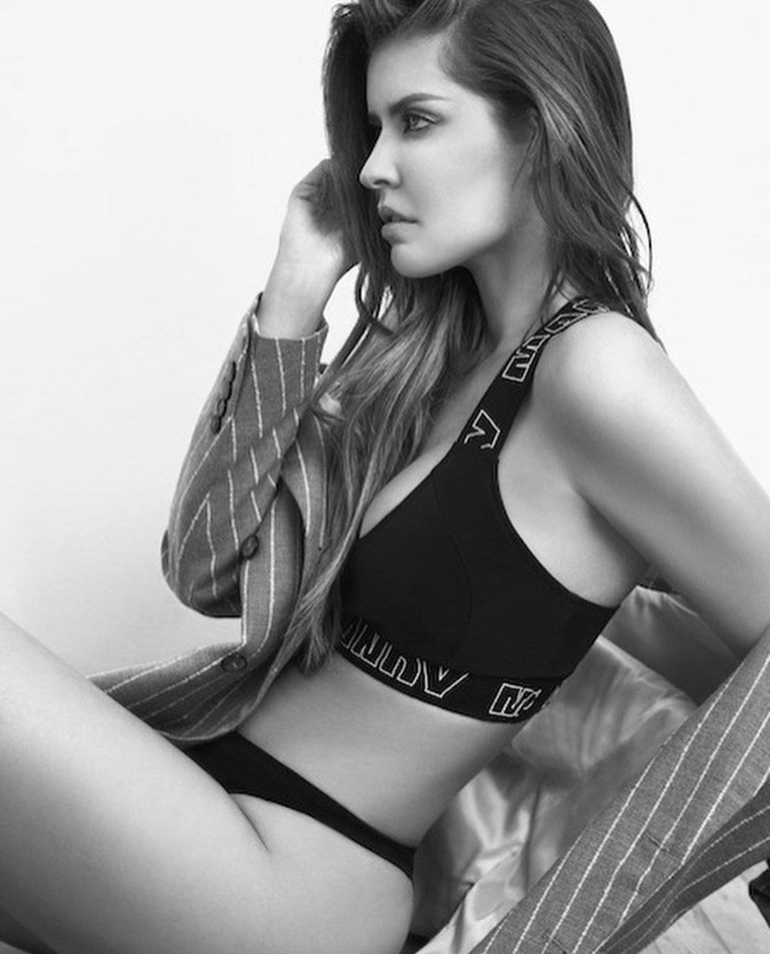 Vanessa Claudio | Scrolller