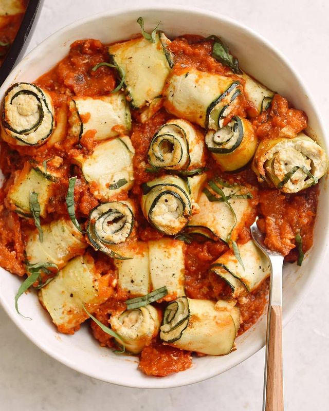 VEGAN ZUCCHINI “RICOTTA” ROLL UPS | Scrolller