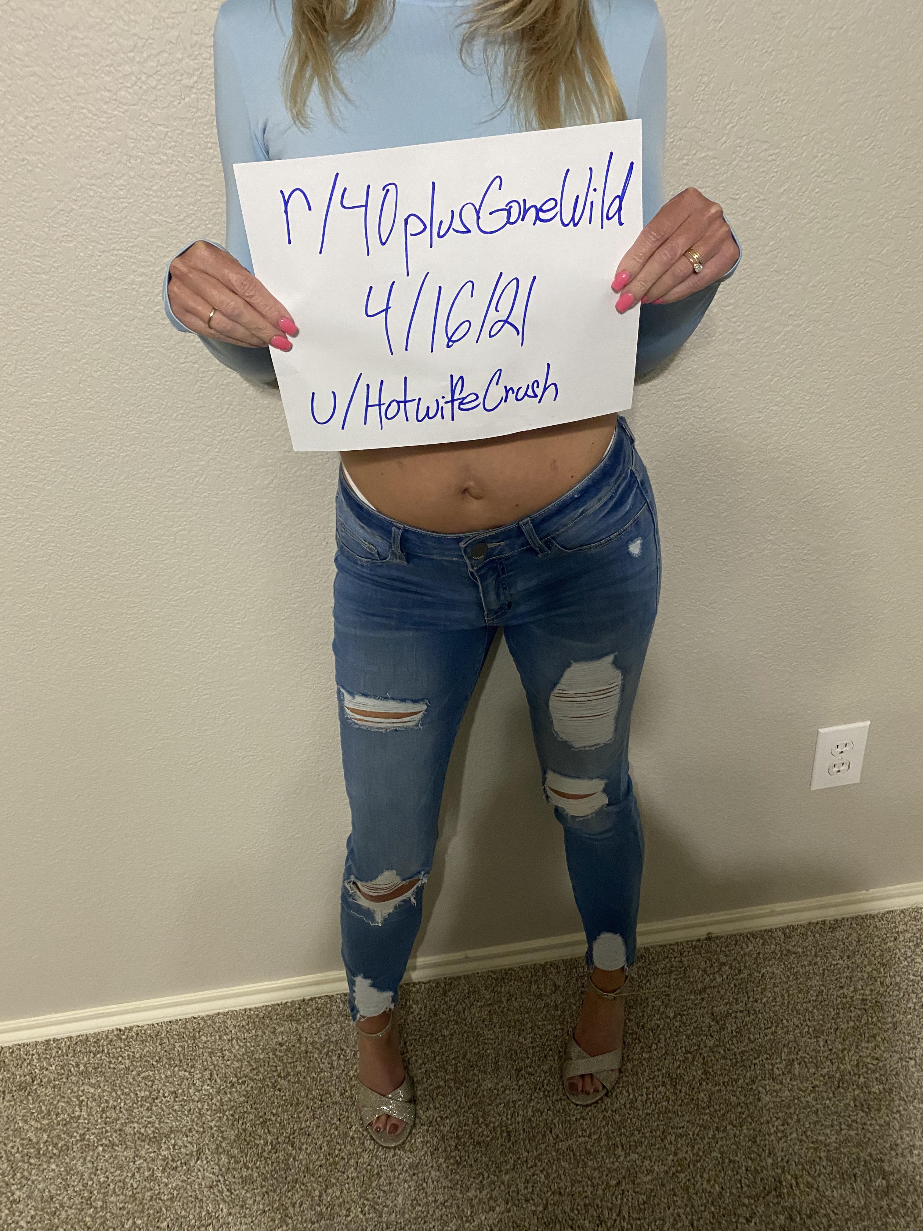 Verification of this Hotwife | Scrolller