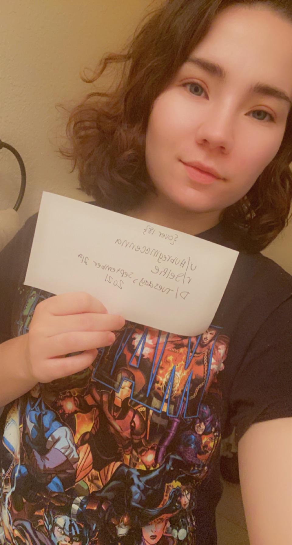 Verification [over 18] | Scrolller